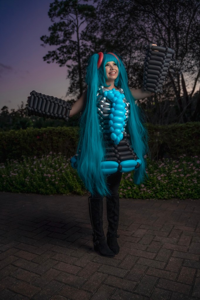 Cosplay Beats: Balloon Miku – Beneath the Tangles