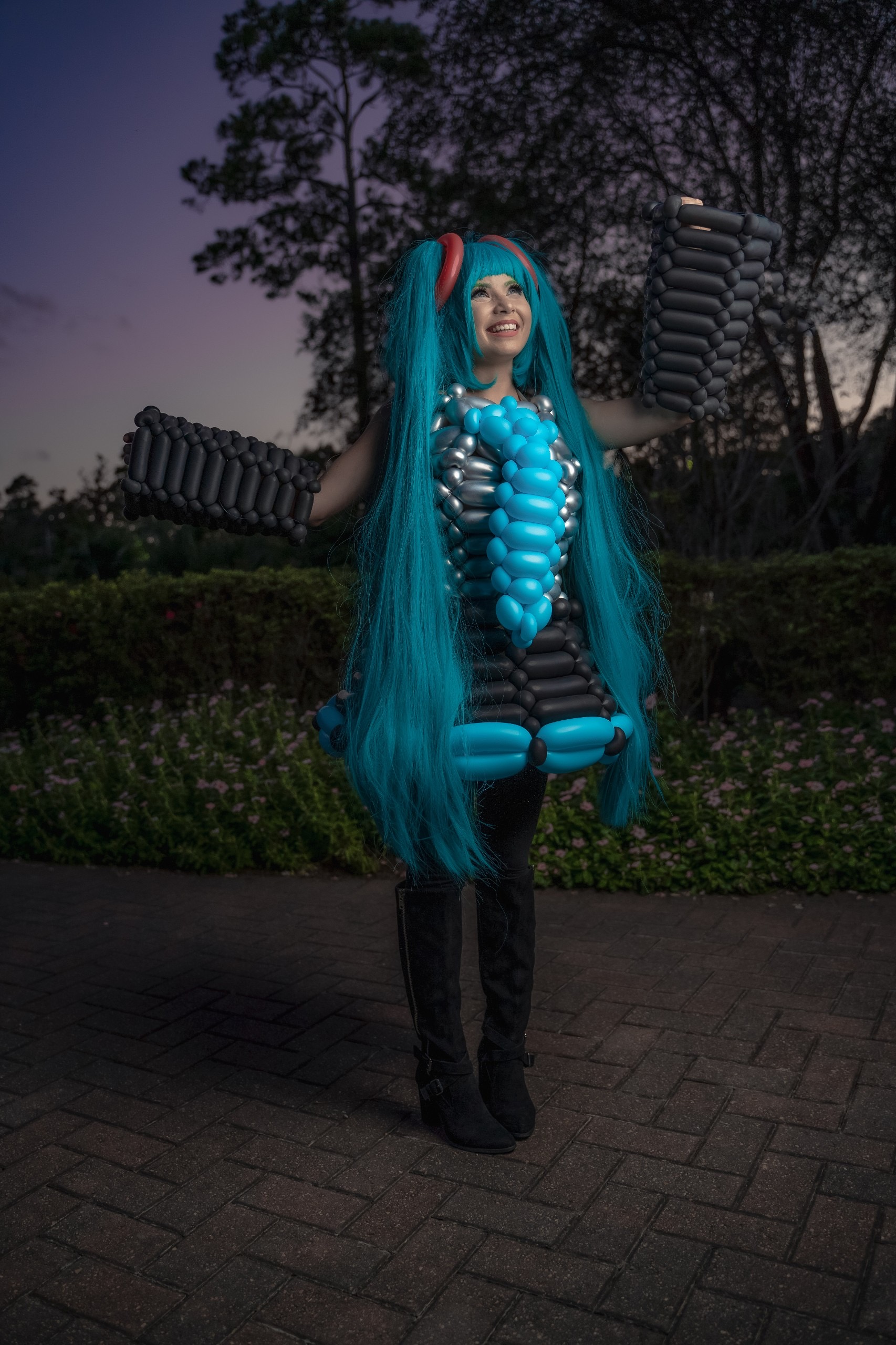Cosplay Beats: Balloon Miku – Beneath the Tangles